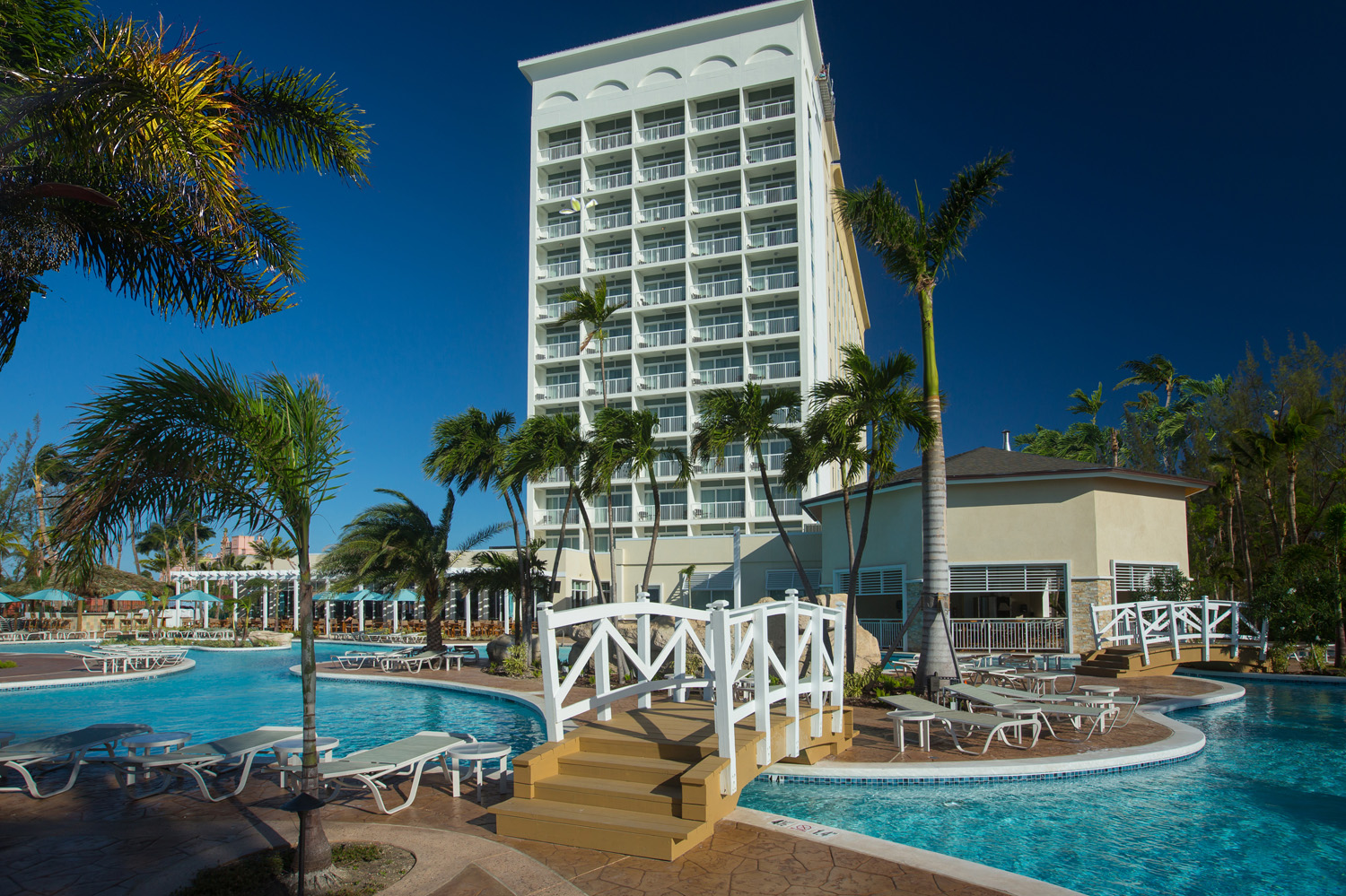Grand Opening: Warwick Paradise Island Bahamas - Recommend